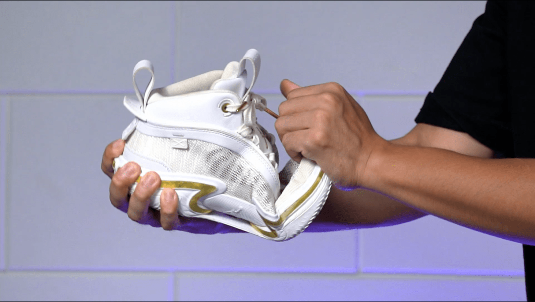 成功预测AJ37 ！那么AJ38... ｜ Air Jordan 37 开箱_刚性_设计_Zoom