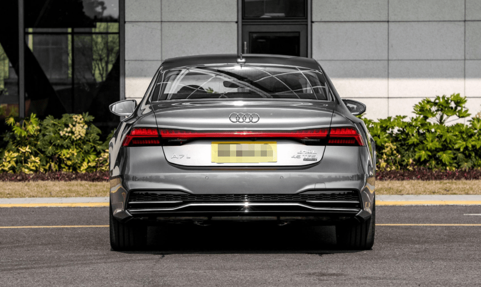 试驾上汽奥迪A7L，V6发动机+激光大灯，智能化和乐趣兼备_搜狐汽车_搜狐网
