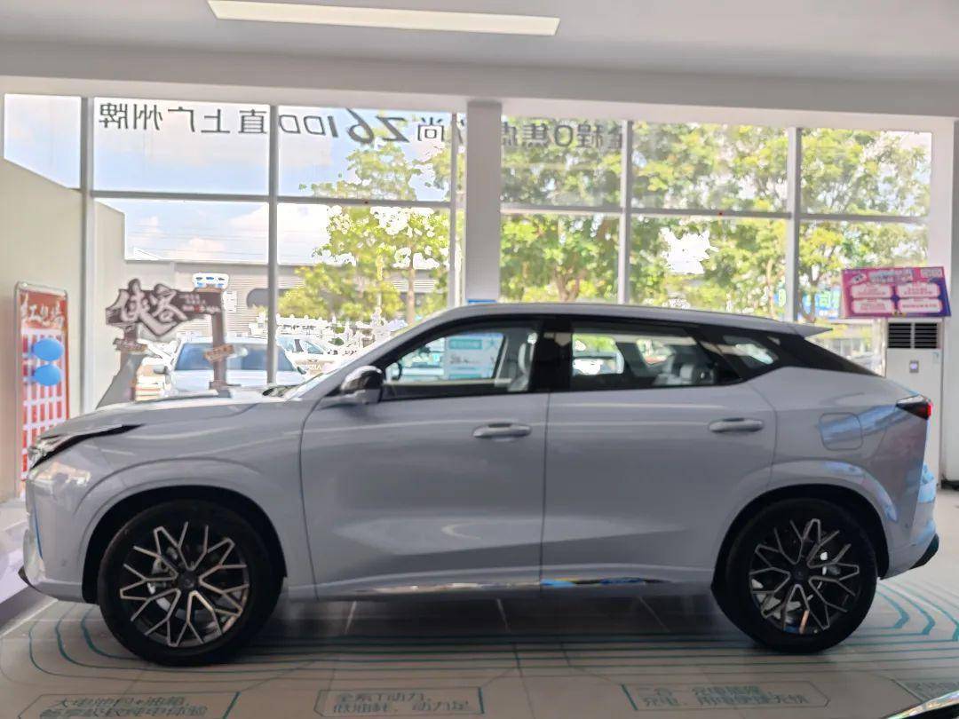 PHEV太卷了，实拍长安欧尚Z6 iDD_搜狐汽车_搜狐网