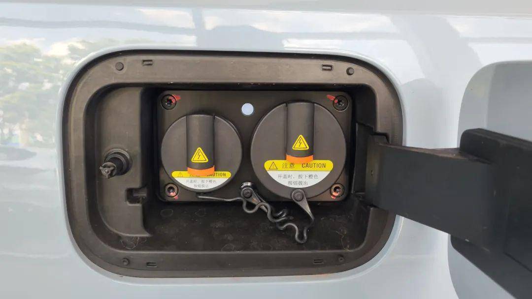 PHEV太卷了，实拍长安欧尚Z6 iDD_搜狐汽车_搜狐网