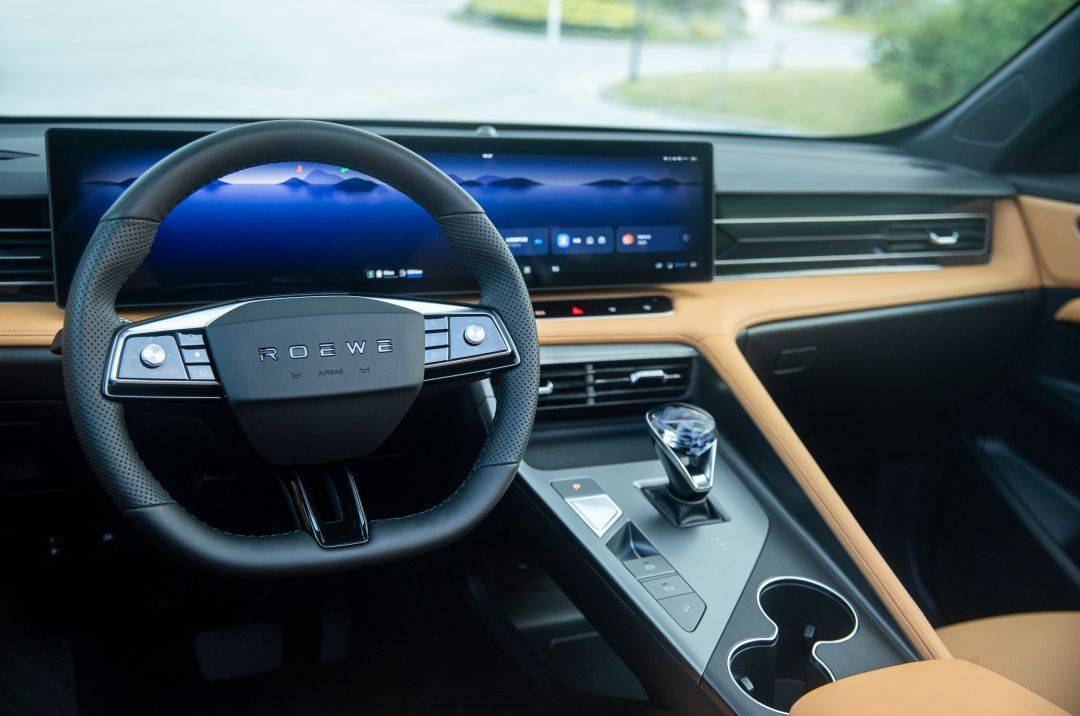 堪称插混王牌！第三代超混eRX5续航达1483公里_搜狐汽车_搜狐网