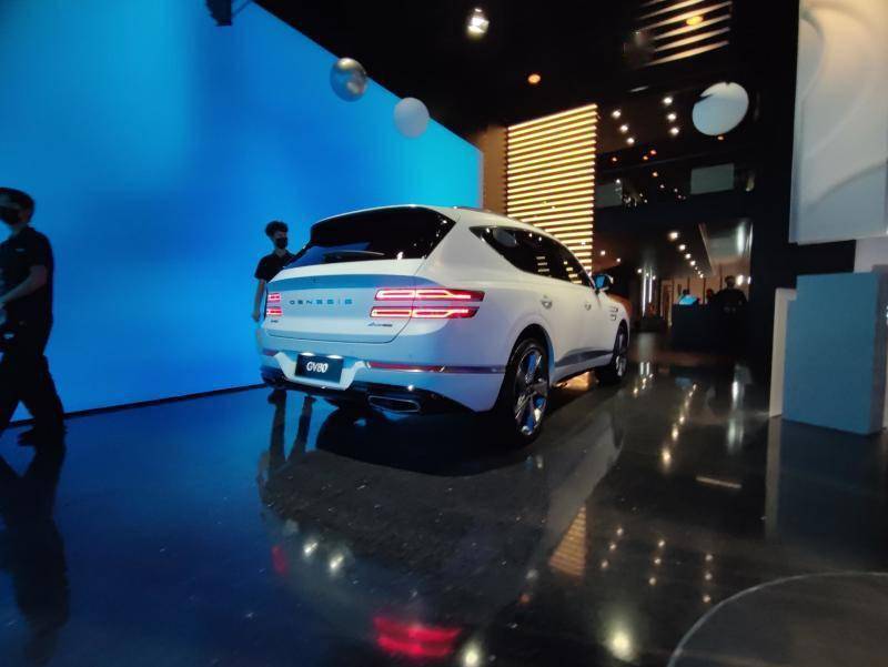 2022成都车展：捷尼赛思GV80四座版售63.88万起_搜狐汽车_搜狐网