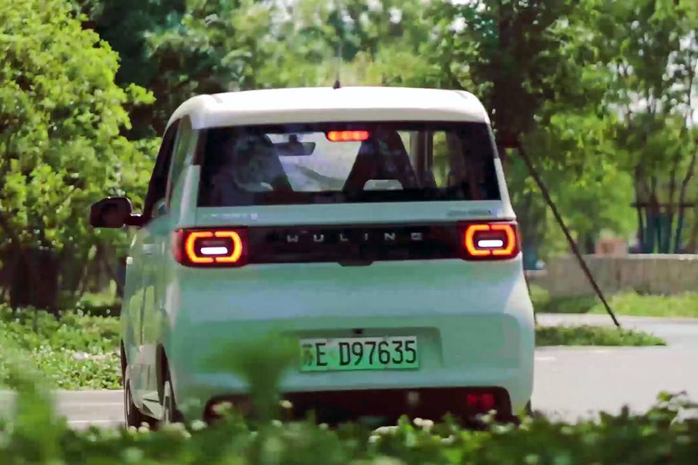 宏光MINIEV对比QQ冰淇淋，微型新能源车选购指南来了_搜狐汽车_搜狐网