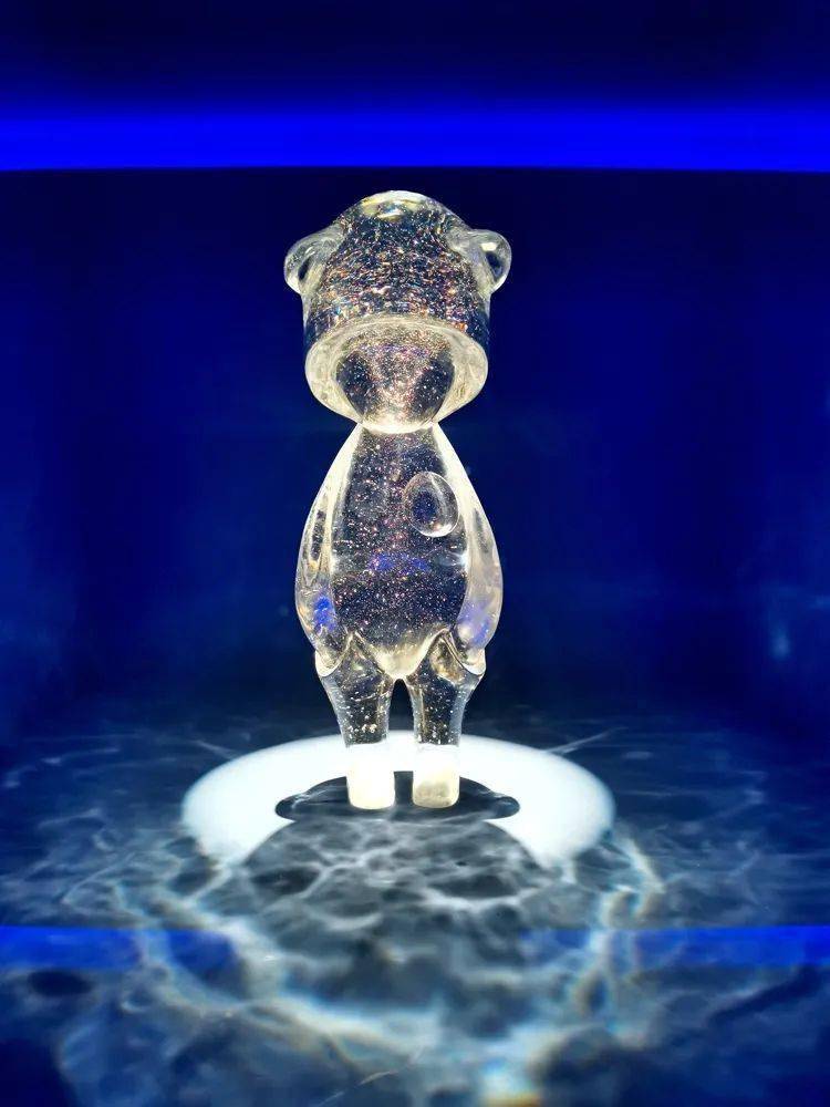 雅昌专稿 | 悲伤之外，是希望生长的地方_Leon_Wang_展览