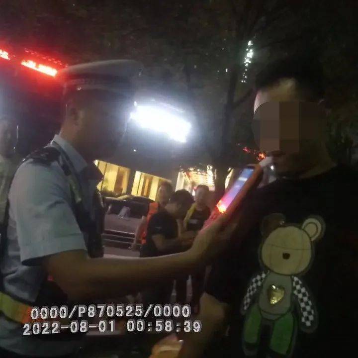 一晚上喝两顿酒 醉驾司机被查处酒精进行怀化市