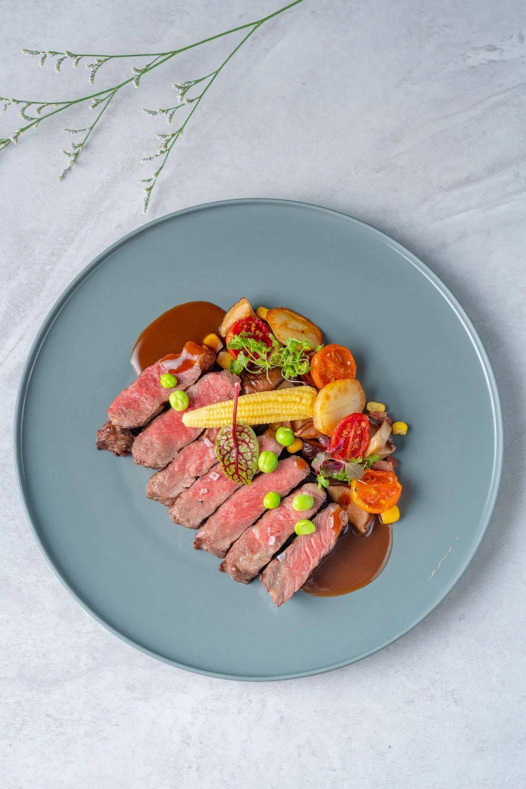 【ROOF 325 RESTAURANT | BAR】历史博物馆|上线即抢光，手慢无！368元抢门市价1390元甄选浪漫双人餐！_roof_美食_餐厅