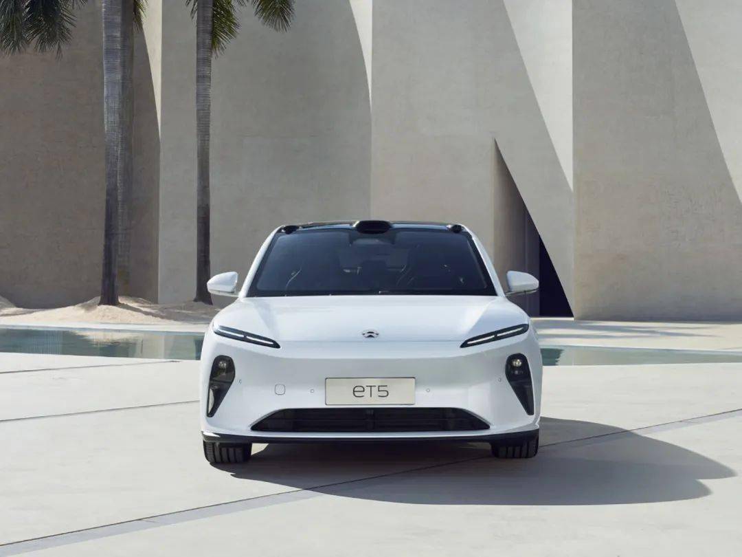 NIO ET5外观&内饰全色实拍来了！_搜狐汽车_搜狐网
