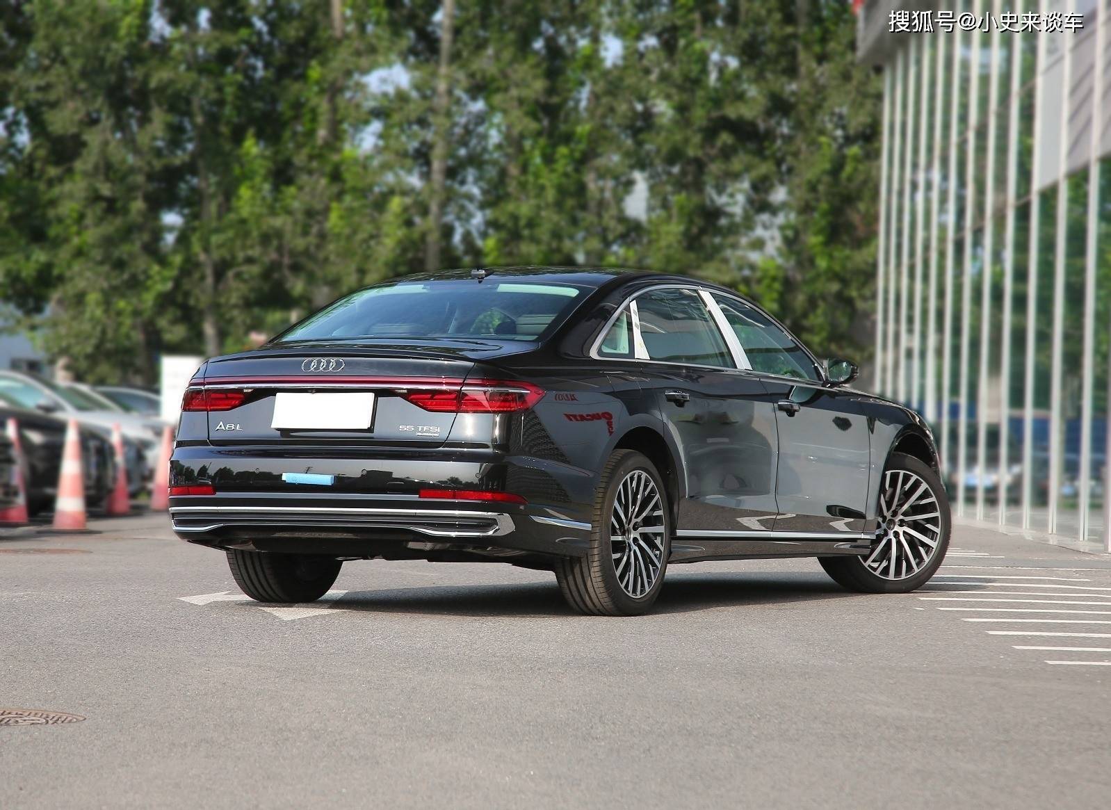 2023款奥迪A8L上市！内外全面升级，尺寸加宽搭载V8引擎+48V轻混_搜狐汽车_搜狐网