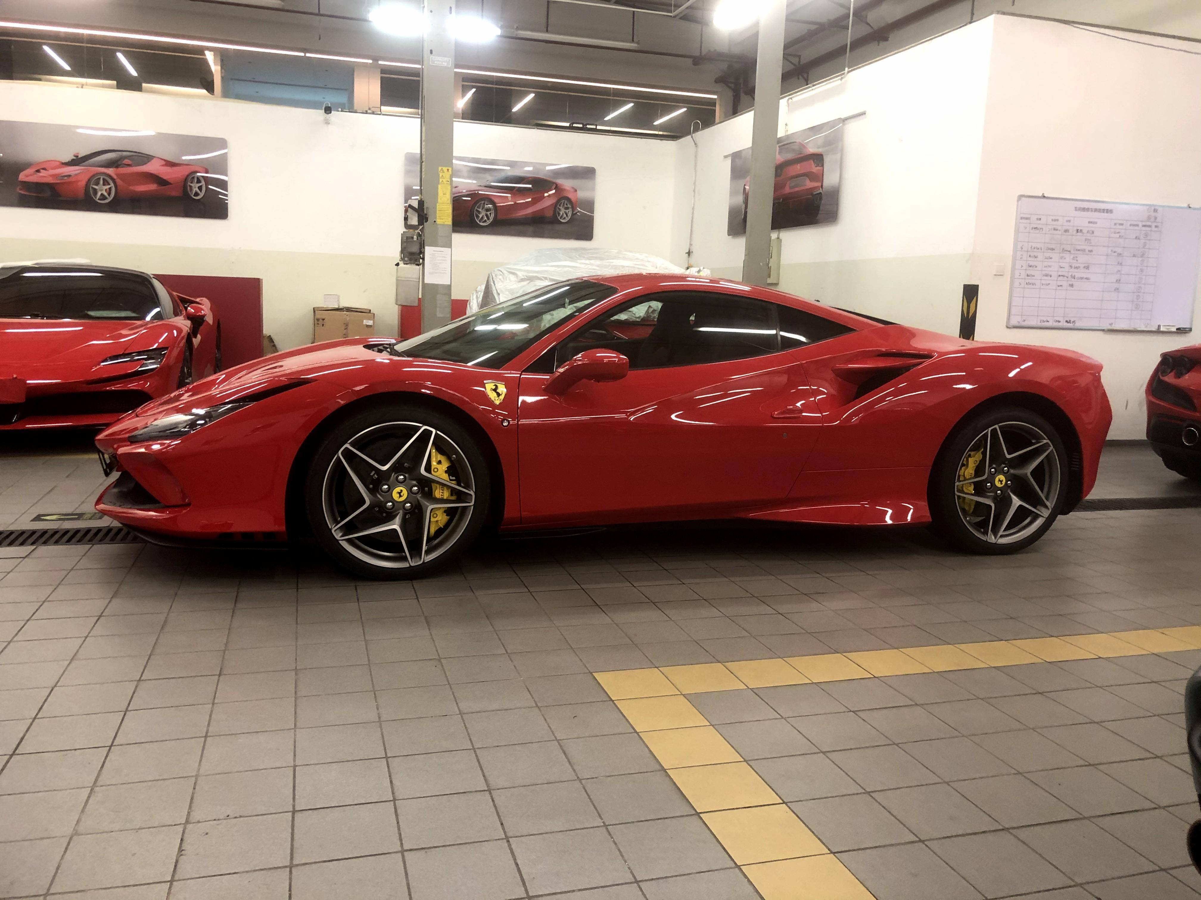 去年加价，今年降价，360多万提了台法拉利F8，这算捡漏吗？_搜狐汽车_搜狐网