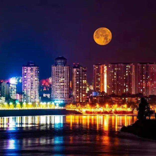 网络中国节 中秋明月满 人间天涯共此时月饼兔儿爷市中区