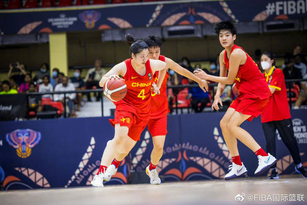 U18女篮亚洲杯-中国复仇日本 进决赛将战澳大利亚_胡多灵_助攻_篮板