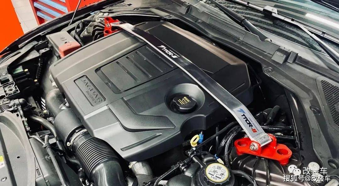 捷豹XEL玩起改装来也很有感觉，妹子表示很喜欢这辆"英伦绅士"_搜狐汽车_搜狐网