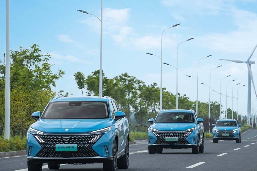 交互格栅 横移屏幕 搭载10挡混动的全新荣威eRX5综合实力如何？_搜狐汽车_搜狐网