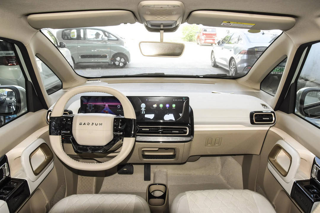 10万级精品微型车，宝骏KiWi EV和奇瑞无界Pro该怎么选_搜狐汽车_搜狐网