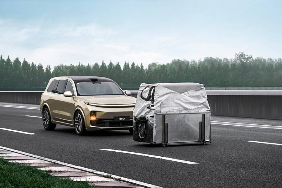 理想L9到底怎么样？车长5218mm，提车半个月，看看真实车主怎么说_搜狐汽车_搜狐网