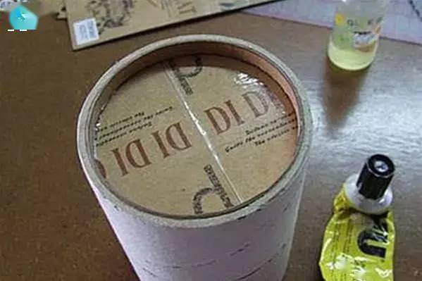 牛仔布DIY漂亮的手工笔筒创意制作教程_搜狐汽车_搜狐网