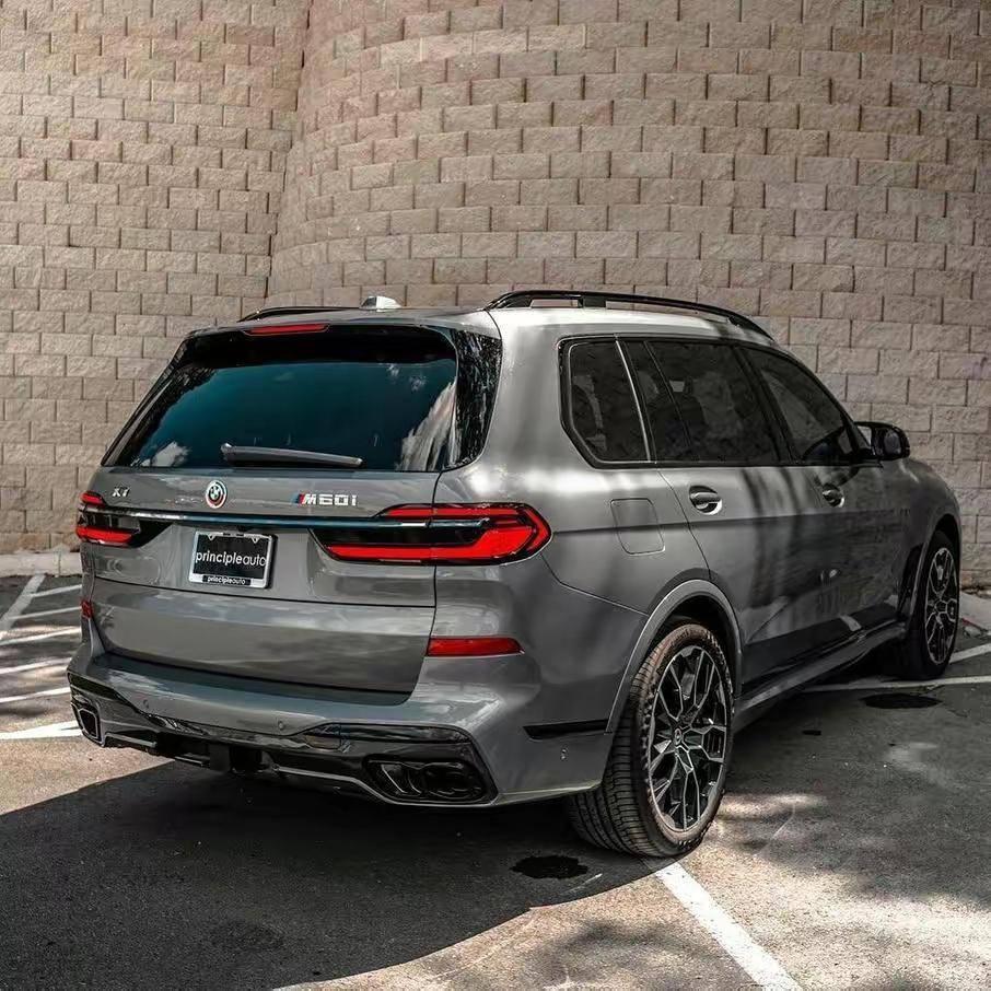 “旗舰”宝马X7曝光，4.4T+运动套件，气场强大，竞争保时捷卡宴_搜狐汽车_搜狐网