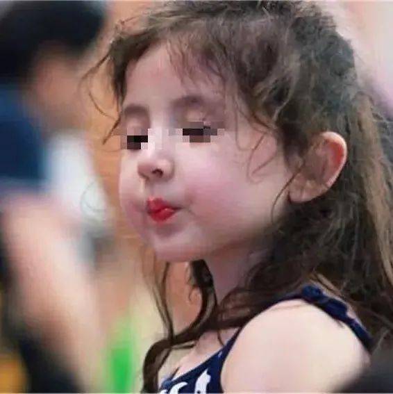 中国夫妻却生下混血宝宝,亲子鉴定是亲生,医生道出真相宝爸乐开了花!孩子遗传性基因