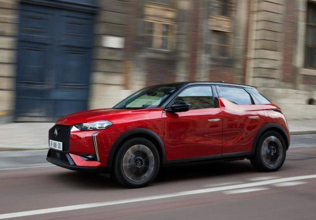 法式帅气，很酷很贵！新款DS 3开启预订_搜狐汽车_搜狐网