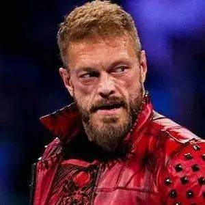 WWE剧情写手想让艾吉对战他...作为退役赛的对手_比赛_Edge_鲍比莱斯利