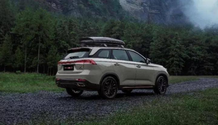 入门紧凑型SUV如何选？欧尚X7 PLUS乐游版对比哈弗H6_搜狐汽车_搜狐网