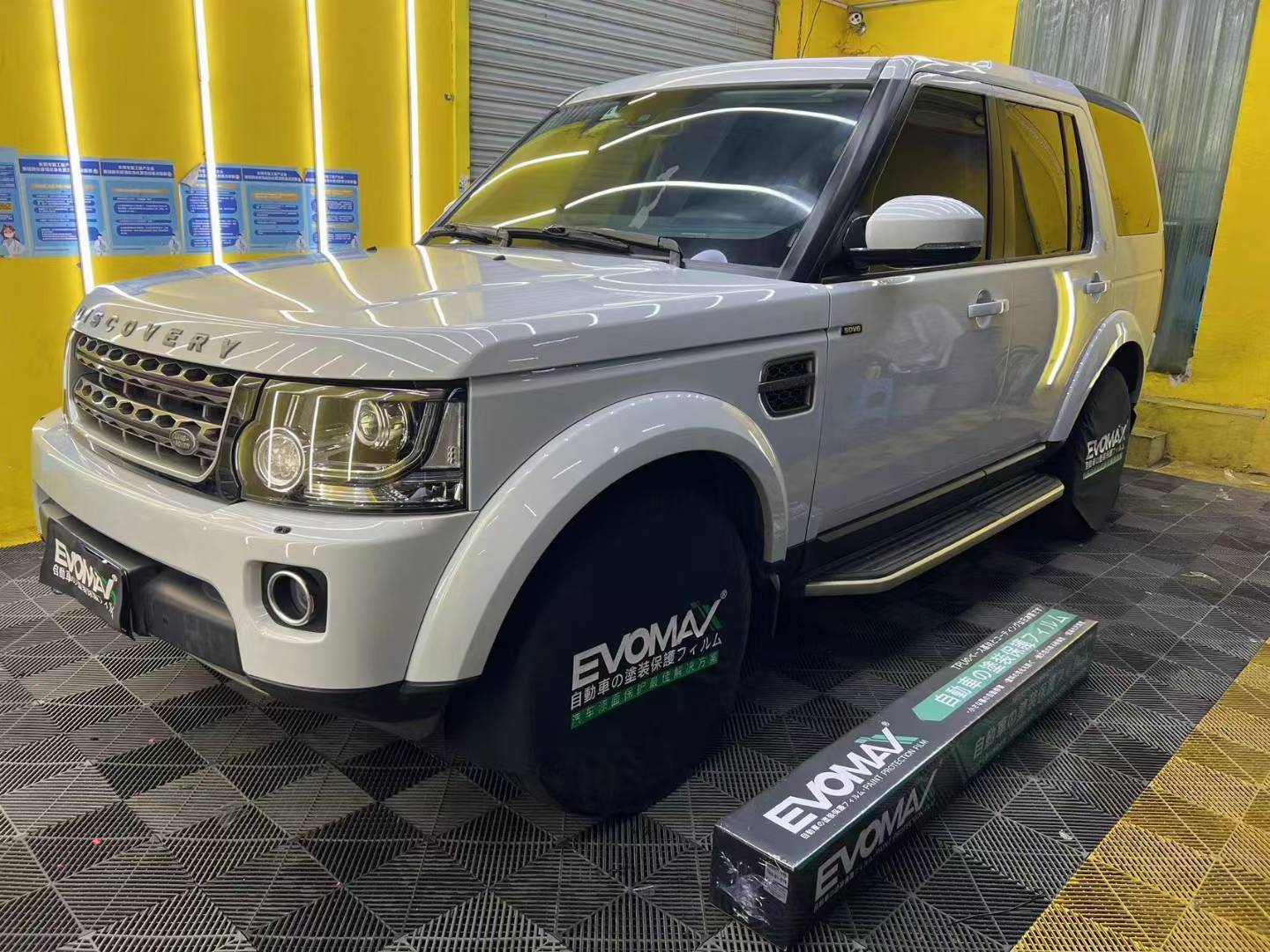 EVOMAX易玛日本TPU隐形车衣白色大老虎发现4贴车衣顺利竣工_搜狐汽车_搜狐网