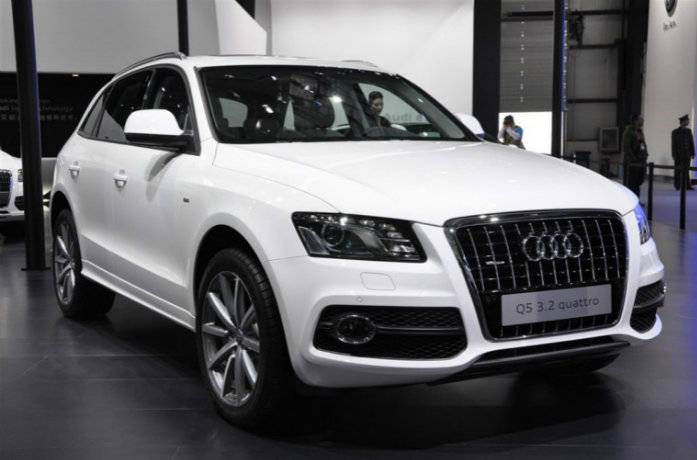 新一代奥迪Q5曝光，或全系8AT，给宝马奔驰一个措手不及_搜狐汽车_搜狐网