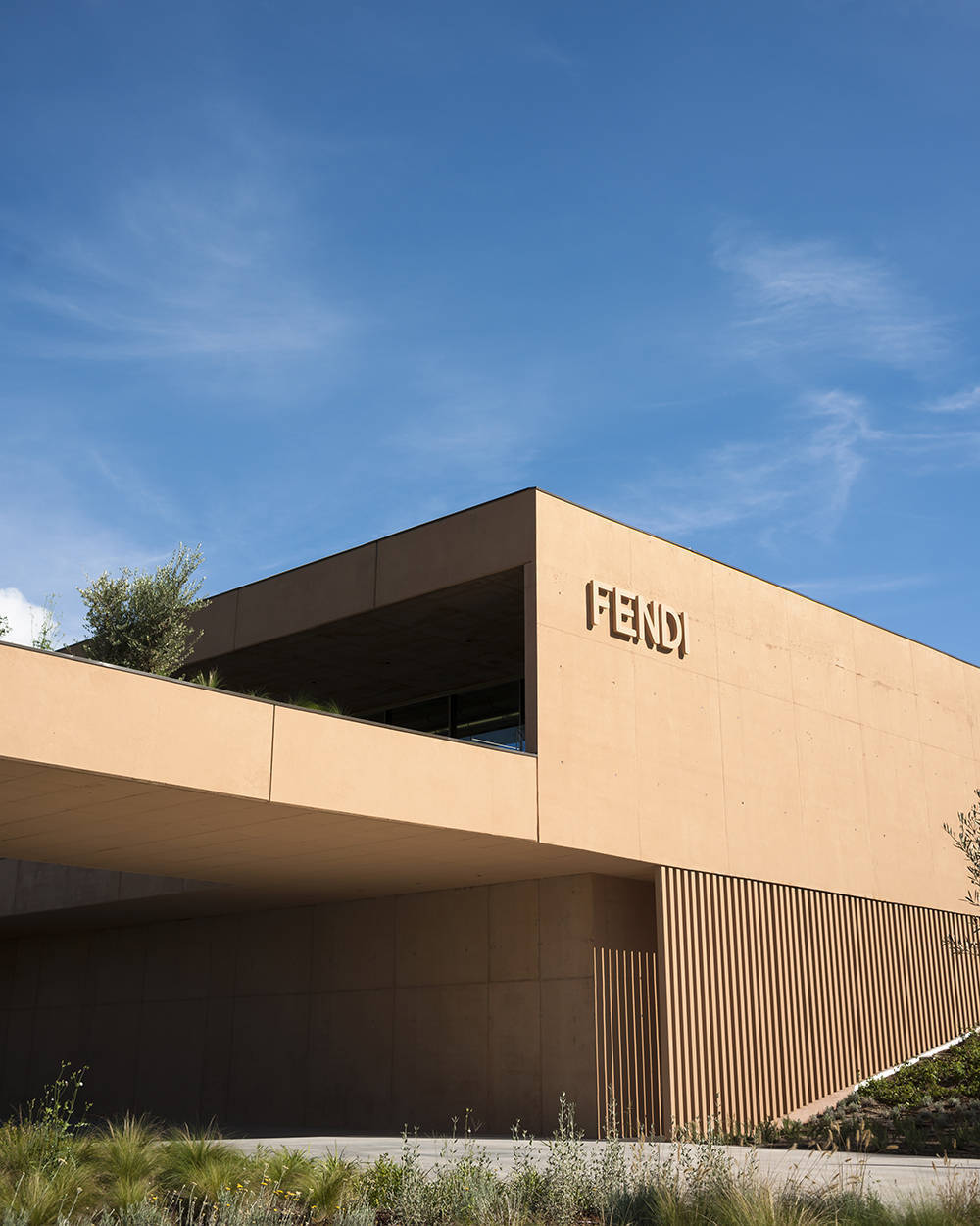 FENDI Factory | 全新皮具创新基地，在环保可持续性方面达到最高标准_托斯卡纳_自然_制造
