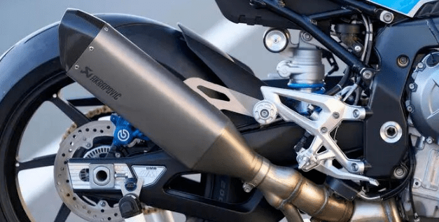 15万8的宝马M S1000R街霸..._搜狐汽车_搜狐网