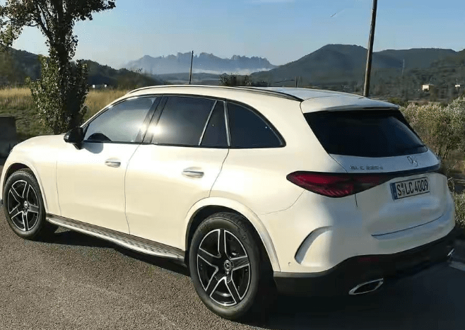 配2.0T+9AT，奔驰全新GLC细节曝光_搜狐汽车_搜狐网