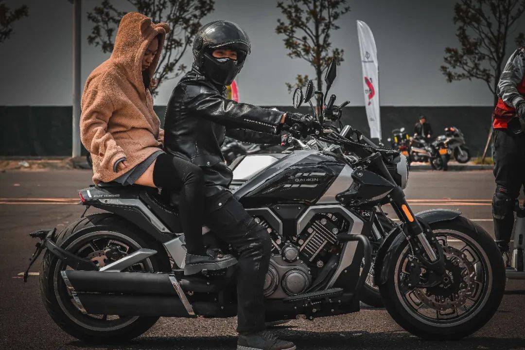 公升级巡航的盛会！ | 高金THOR 1000国产巡航新未来_搜狐汽车_搜狐网