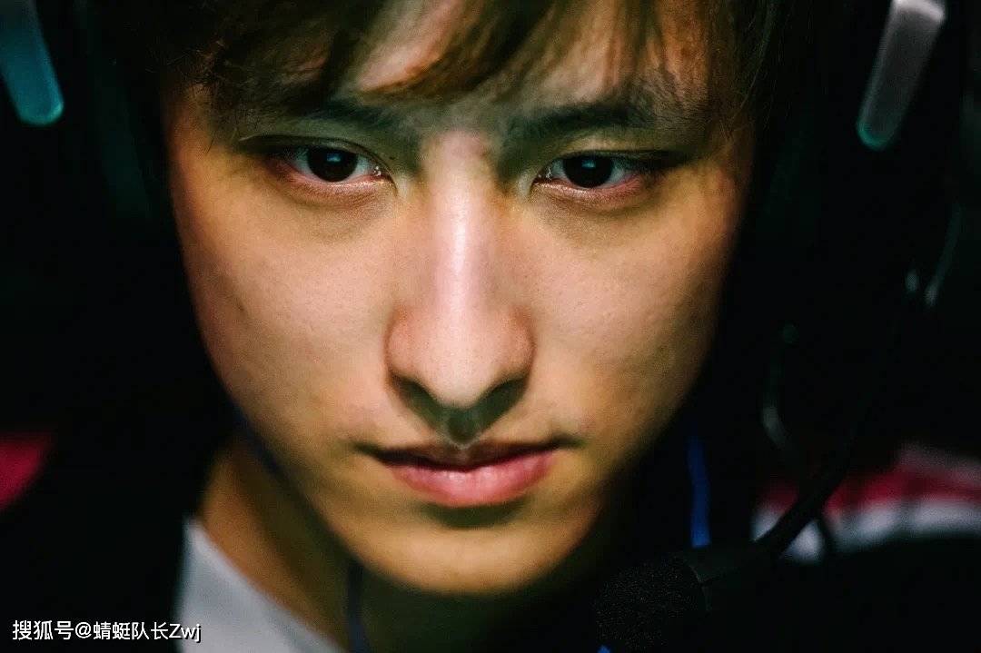 Dota2-LGD无缘决赛日，新世界终究是没有能承载旧时代残党的船！_比赛_Aster_队伍