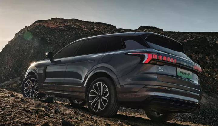 新能源中大型SUV对比：领克09 EM-P远航版VS理想L8_搜狐汽车_搜狐网