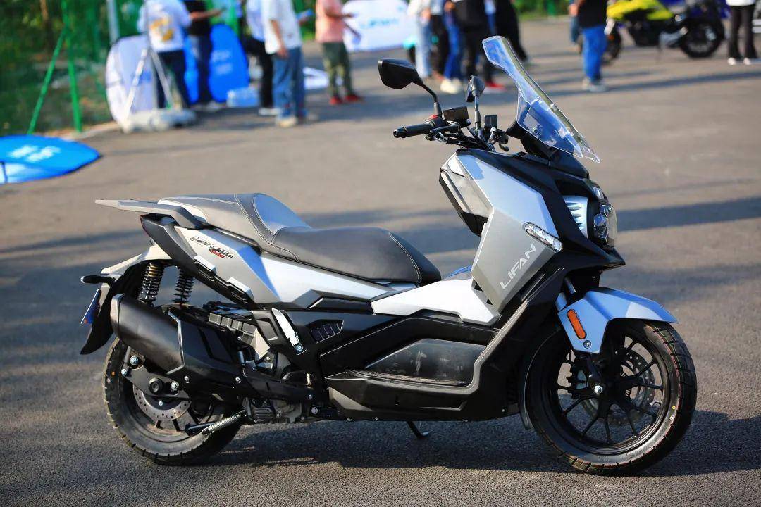 新车抢先看，力帆V600 & KPV350亮相_搜狐汽车_搜狐网