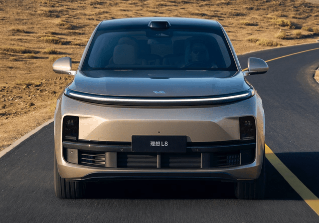 问界M7和理想L8对决，谁的长板更长一些？_搜狐汽车_搜狐网