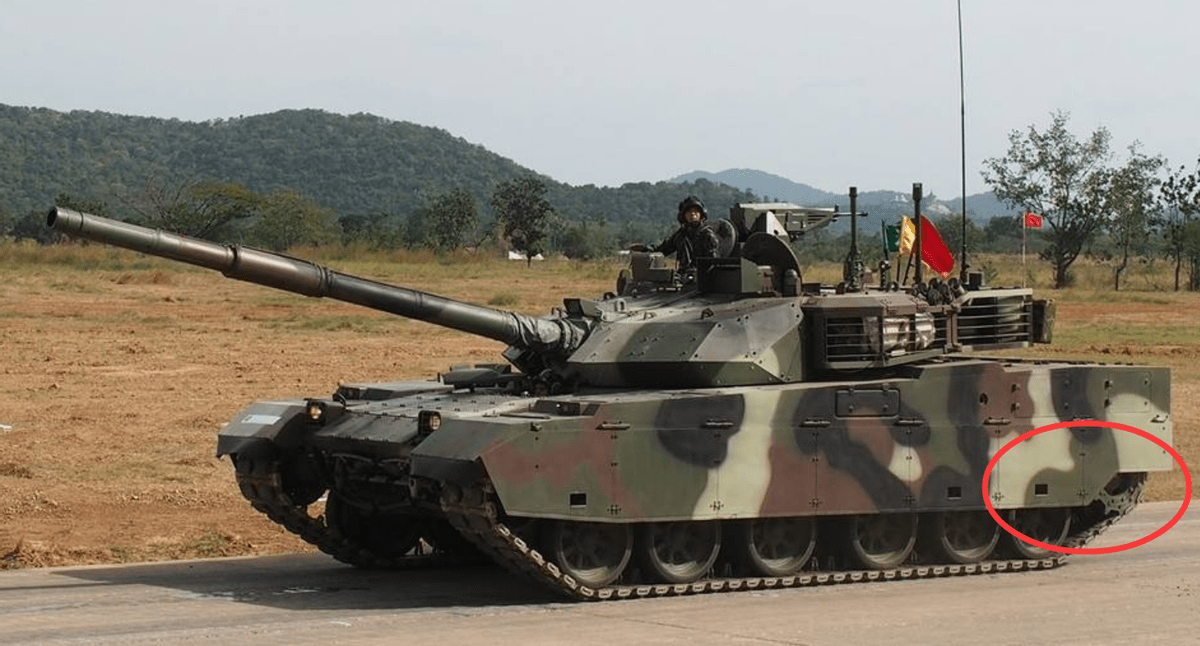 中国VN20步战车亮相珠海航展！新型无人炮塔，火力和防护令人咋舌_朝鲜试射数十枚导弹 出动500架战机_坦克_机枪