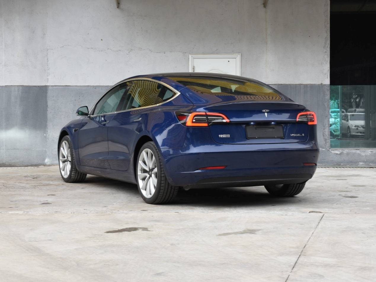 20万级纯电轿跑内卷再起，Model3和欧拉闪电猫谁更值得入手？_搜狐汽车_搜狐网