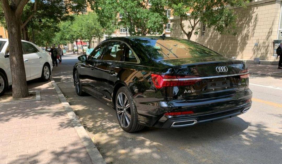 46岁大哥喜提奥迪A6L，动力家用绰绰有余，分享5000公里用车感受_搜狐汽车_搜狐网