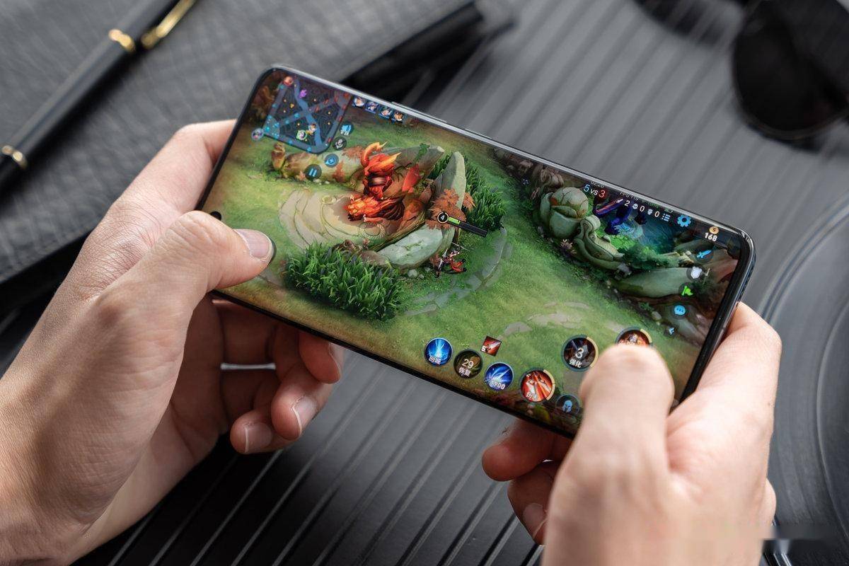 荣耀Magic4Pro坚持让利，降了1240元之后，12G+512G已适合捡漏_时机_旗舰_性能