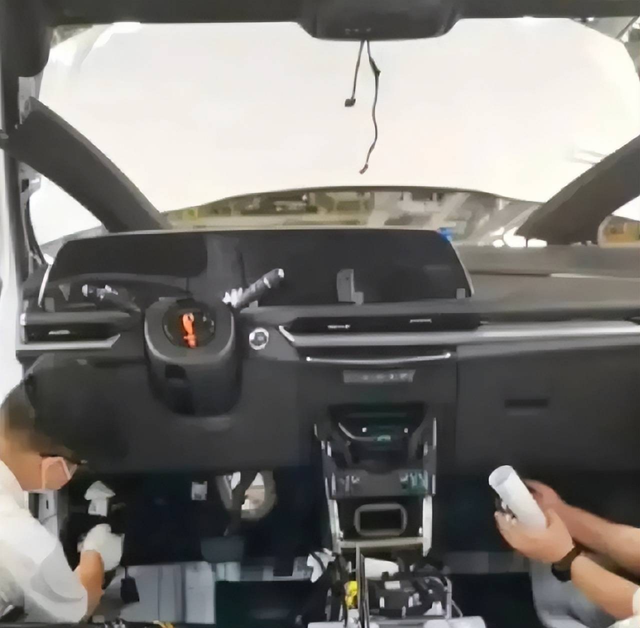 凯迪拉克全新CT6谍照来了，内饰主打科技氛围，撞脸LYRIQ？_搜狐汽车_搜狐网