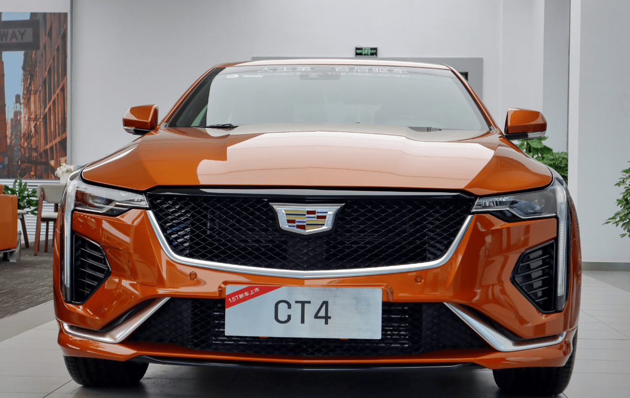 凯迪拉克再拿诚意！1.5T版CT4实车到店，十七八万还看雅阁？_搜狐汽车_搜狐网