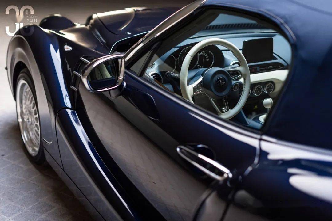 Miata 双胞胎艺术品，Hurtan Grand Albaycin 发布30周年纪念版 | 酷乐汽车_搜狐汽车_搜狐网