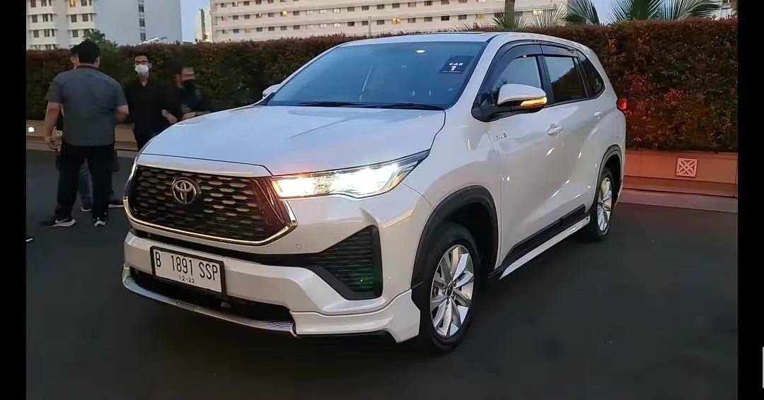 “最便宜”丰田MPV亮相，2.0混动+CVT，预售价曝光，竞争传祺M6_搜狐汽车_搜狐网