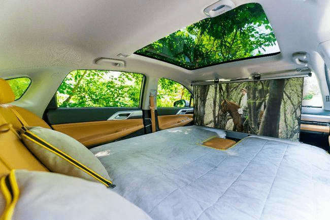 当小鹏P5遇上几何G6，谁更硬核？_搜狐汽车_搜狐网