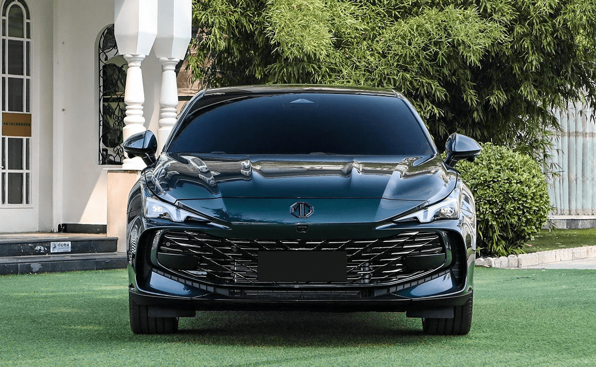 新款MG7实车，外观很年轻运动，无框车门+电动尾翼，搭载2.0T动力_搜狐汽车_搜狐网