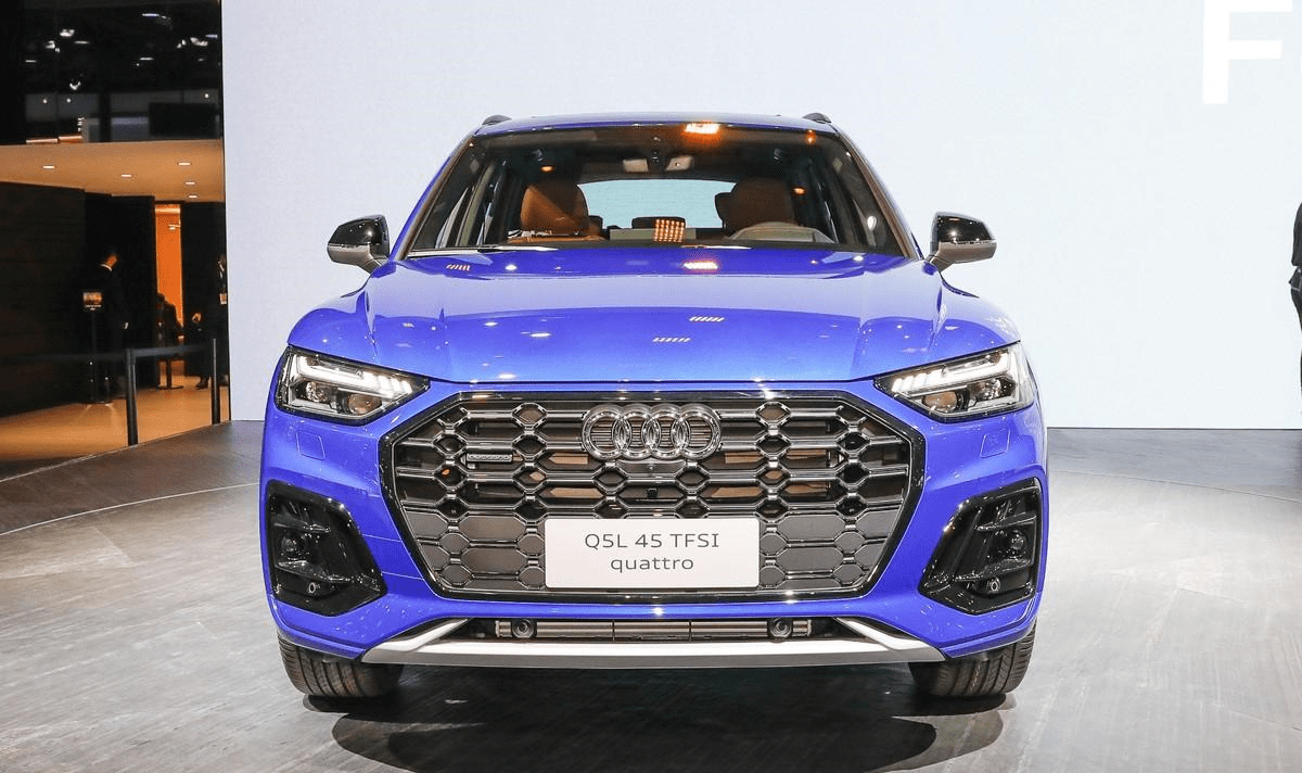 用车成本更低，对比奥迪Q5L，理想L8还有哪些看点？_搜狐汽车_搜狐网