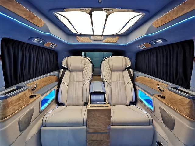 奔驰V260改装高顶四座商务车奢华内饰_搜狐汽车_搜狐网