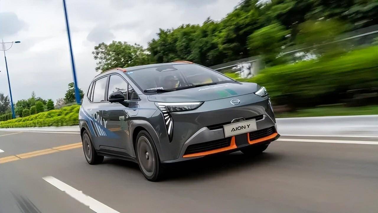 广汽埃安AION Y搭载ADiGO 2.0自动驾驶辅助系统，性价比如何？_搜狐汽车_搜狐网