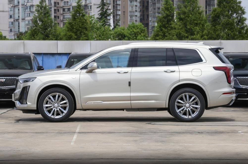 美系中大型豪华SUV，车长超5米配2.0T+48V轻混，解读凯迪拉克XT6_搜狐汽车_搜狐网