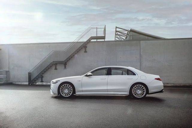 史上最强S级来了，AMG S63 E PERFORMANCE把“大V8”性能拉满_搜狐汽车_搜狐网